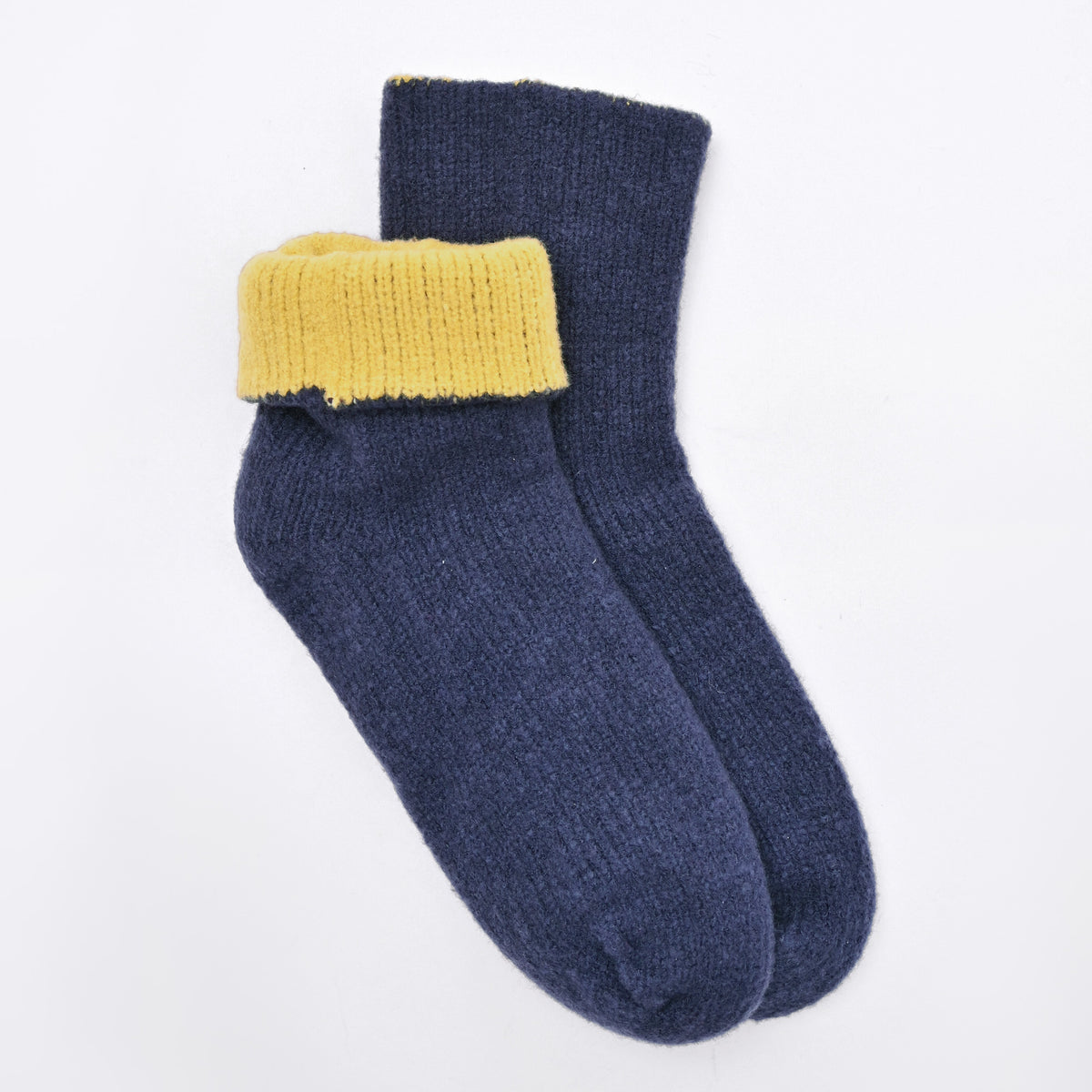 【BASIC AND ACCENT】comfy7 ロングルームソックス M – BASIC AND ACCENT ONLINE STORE