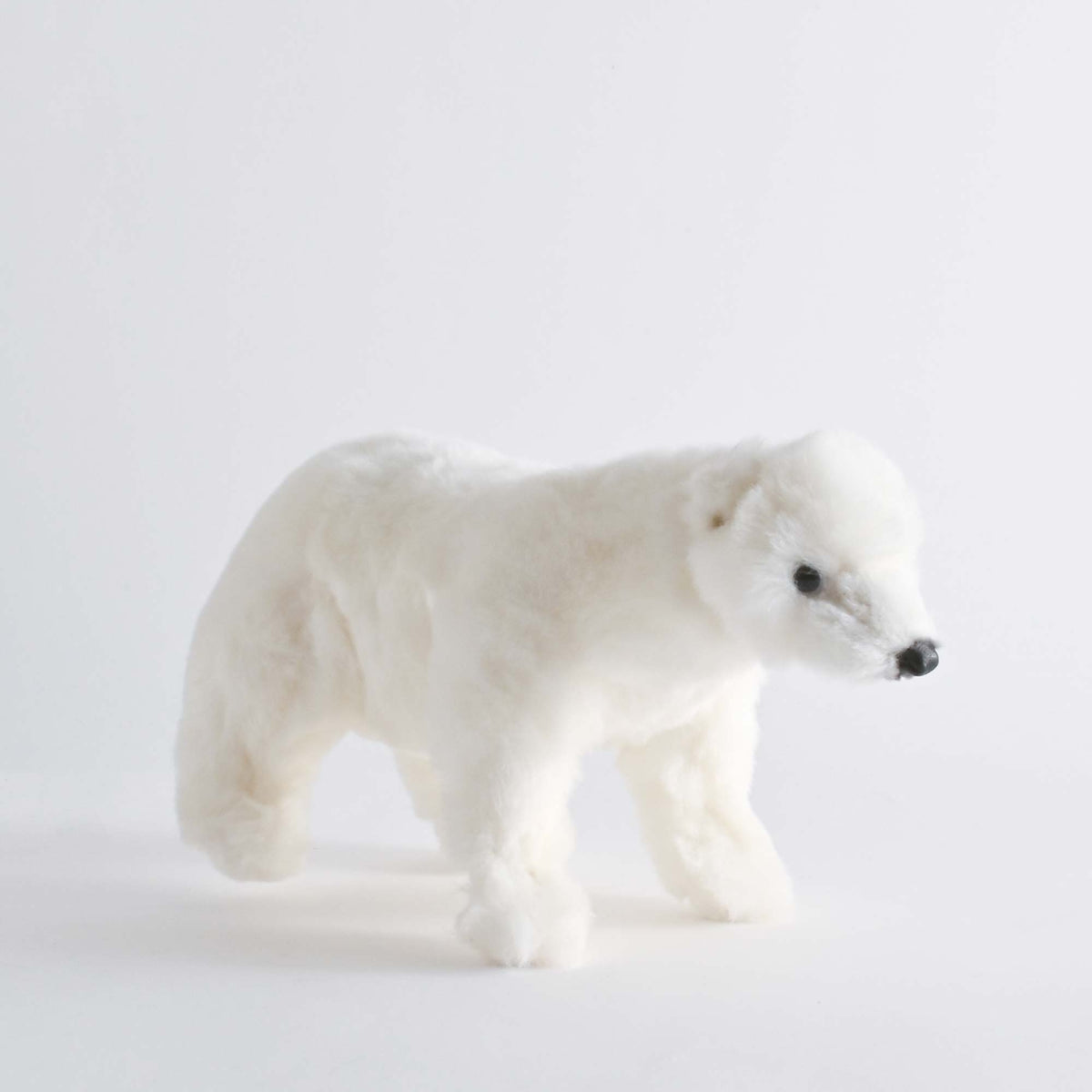 【HANSA/ハンサ】 ホッキョクグマ 26 ぬいぐるみ – BASIC AND ACCENT ONLINE STORE