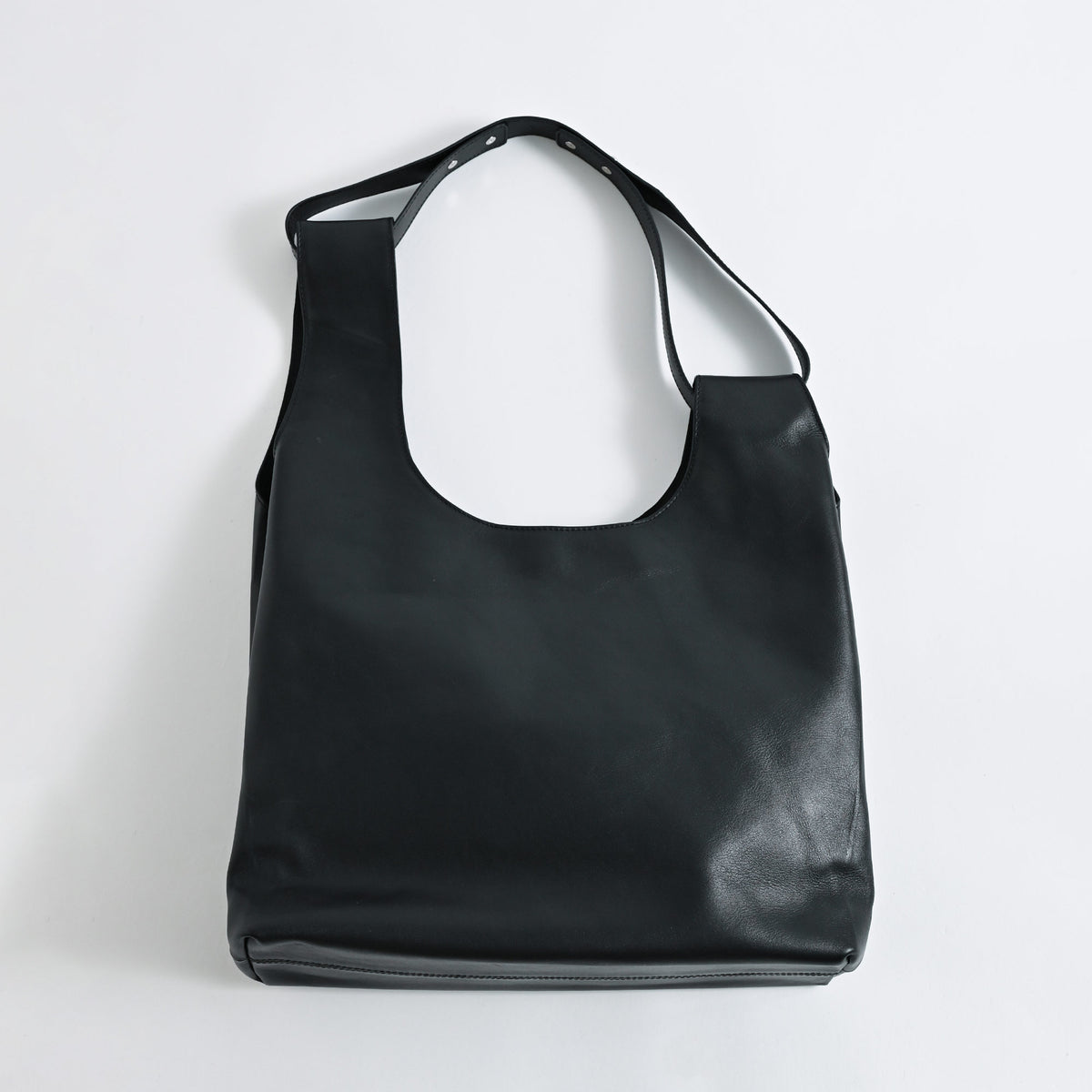 【YArKA/ヤーカ】Real Leather 2way Design Marche Bag – BASIC AND ACCENT ...