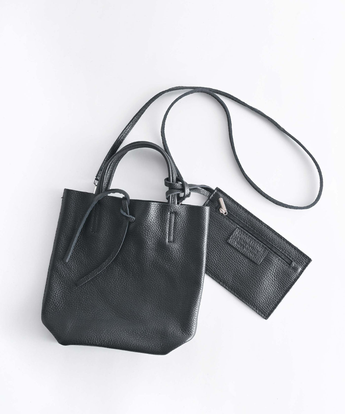 商品 – BASIC AND ACCENT ONLINE STORE